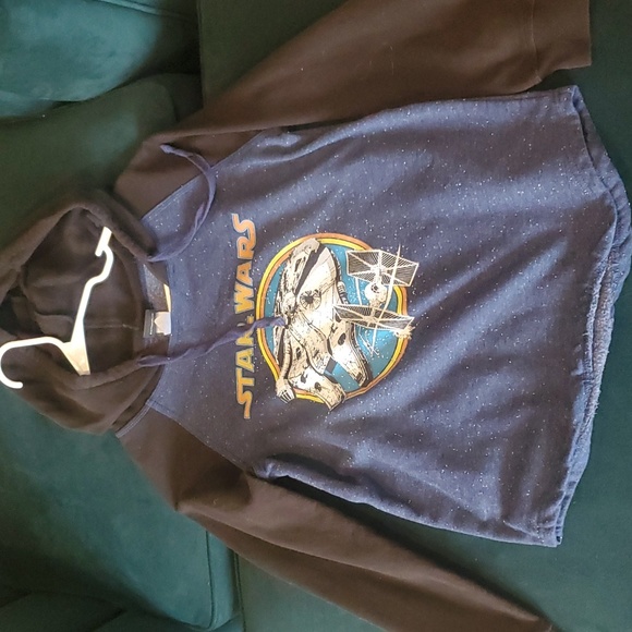Star Wars | Tops | Star Wars Sweatshirt | Poshmark